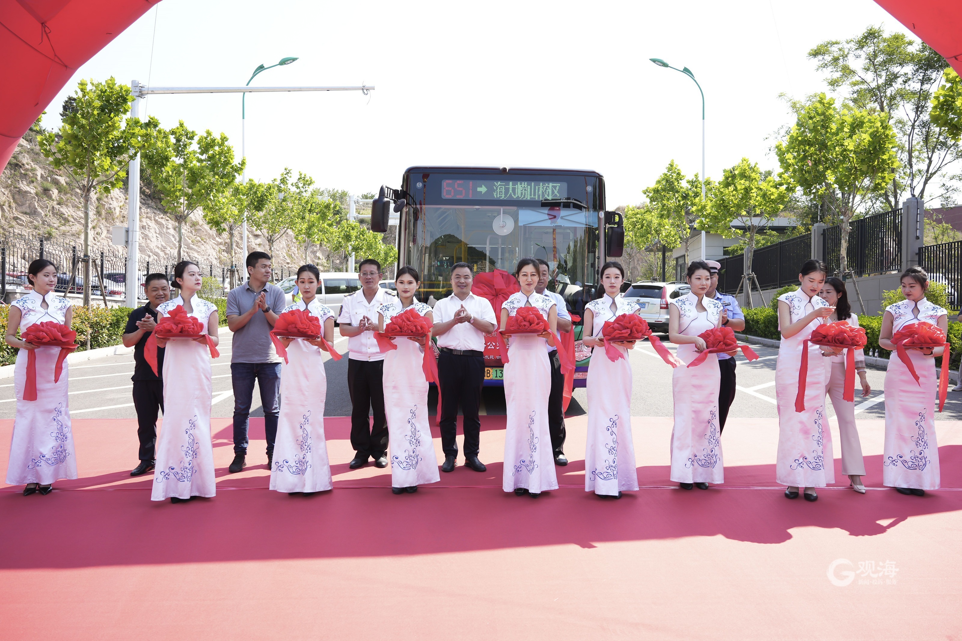 打通出行“最后一公里”！青岛新增1条社区公交，调整1条线路 - 青岛新闻网